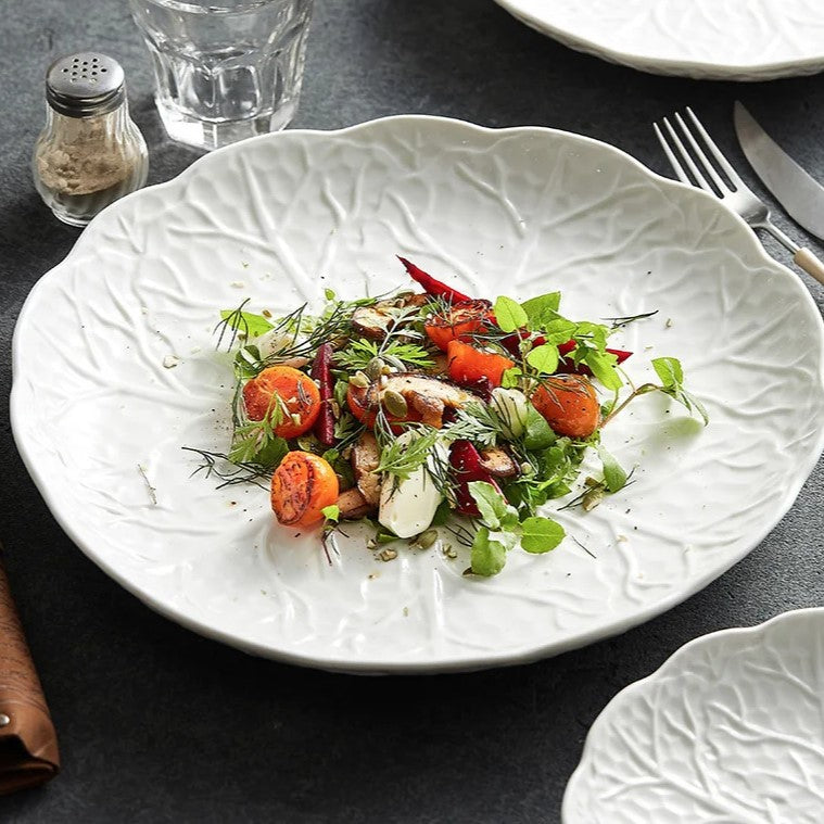 Elegant White Ceramic Plate with Textured Design for Dining