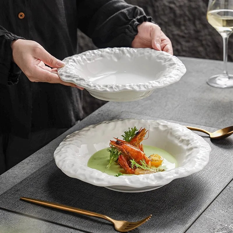 White Textured Wave Edge Ceramic Plate for Elegant Dining